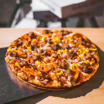 Primoz Pizza Signature Pizzas Menu | Pizza Delivery Available - Primoz ...